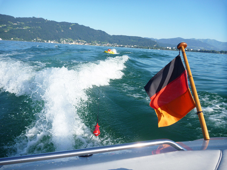 Motorboote - BODENSEEBOOT | Skipper, Charter, Boote mit FUN ...
